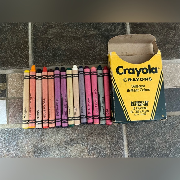 Art | Vintage 1985 Crayola Crayons Binney And Smith 14 Pack Old Design ...